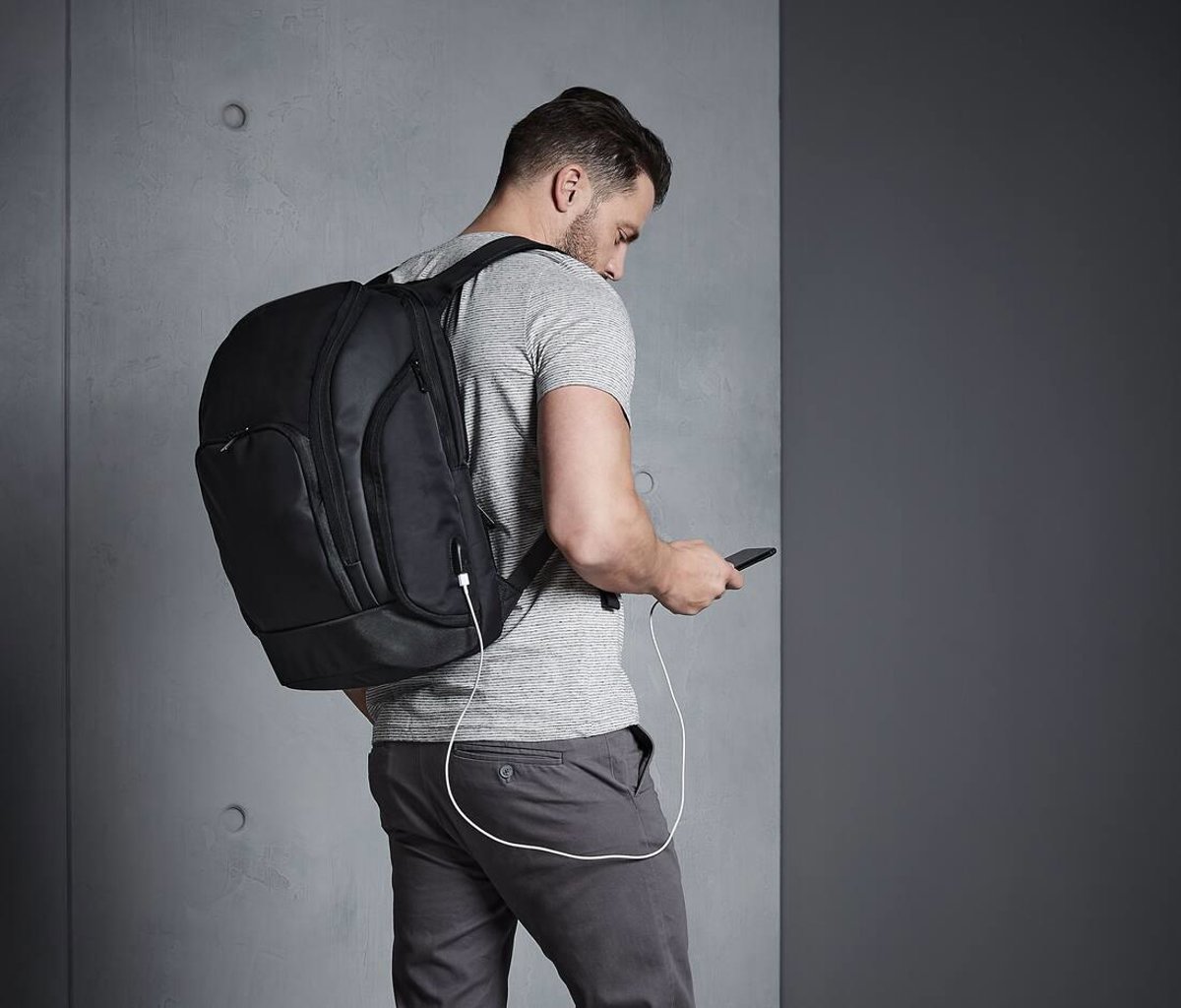 PRO-TECH CHARGE BACKPACK - Primex Textiles
